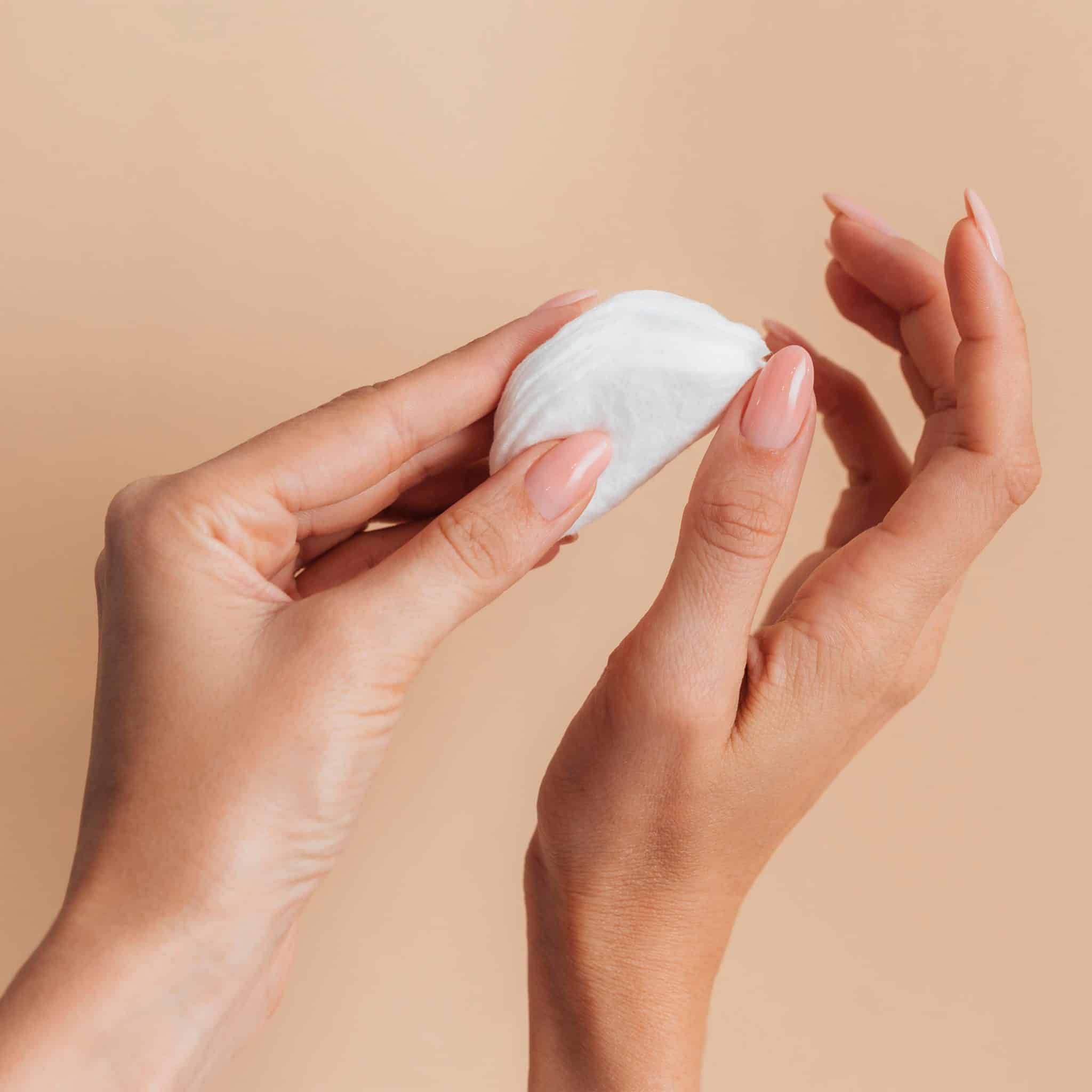 The Best Organic Nail Polish Removers 2024 | PrettyOrganicGirl